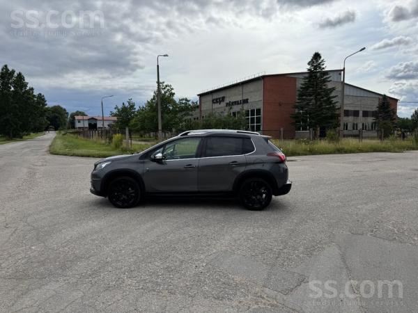 Pelēks Peugeot 2008 2018 Cēsis, ar dzinēja tilpumu 1.20 L un nobraukumu 0 tūkst. km par 7700 €, foto 2 vietnē AUTOMOTO.COM.LV