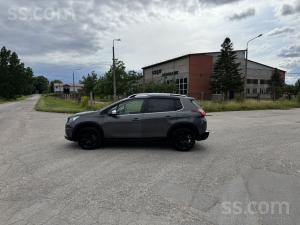 Grey Peugeot 2008 2018 in Cesis, with an engine capacity of 1.20 L and mileage of 0 thousand km for 7700 €, photo 3 on AUTOMOTO.COM.LV