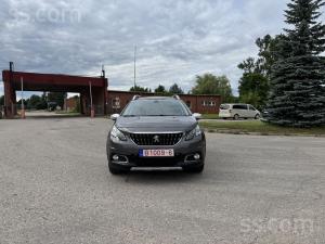 Grey Peugeot 2008 2018 in Cesis, with an engine capacity of 1.20 L and mileage of 0 thousand km for 7700 €, photo 5 on AUTOMOTO.COM.LV