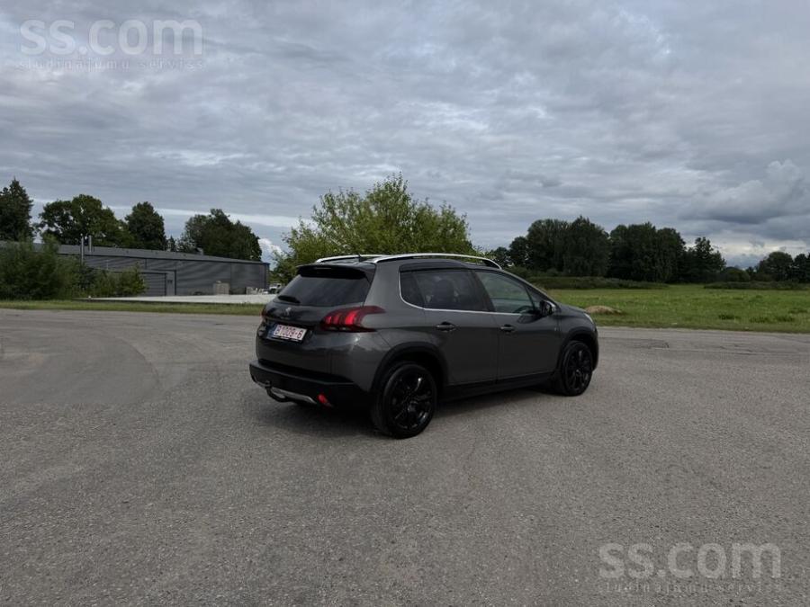 Grey Peugeot 2008 2018 in Cesis, with an engine capacity of 1.20 L and mileage of 0 thousand km for 7700 €, photo 7 on AUTOMOTO.COM.LV