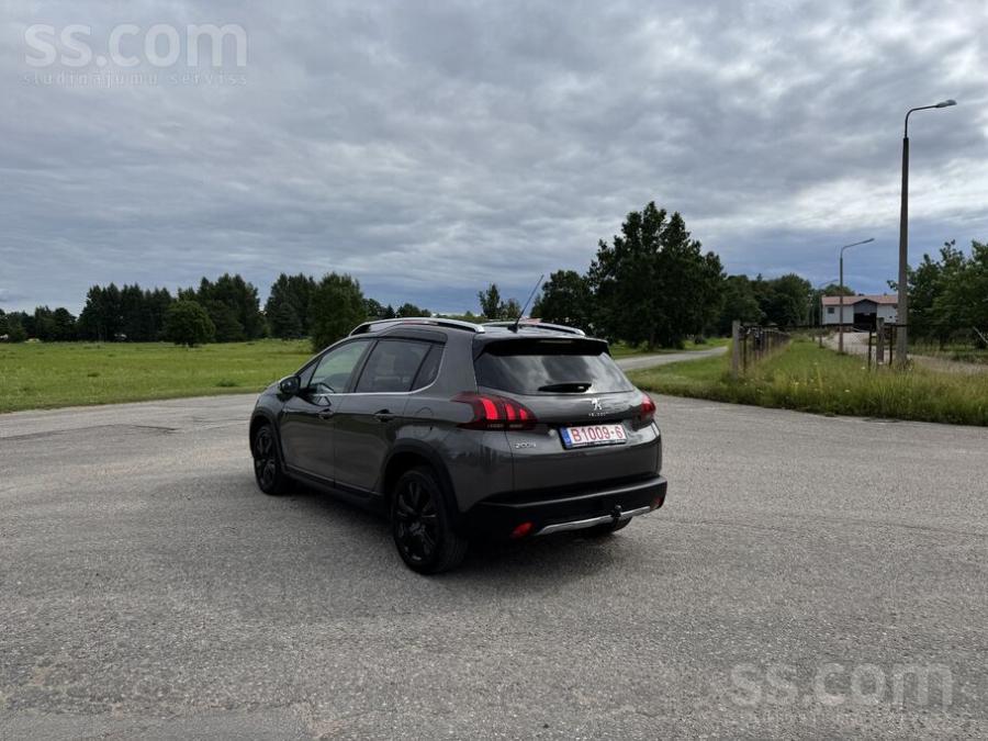 Grey Peugeot 2008 2018 in Cesis, with an engine capacity of 1.20 L and mileage of 0 thousand km for 7700 €, photo 9 on AUTOMOTO.COM.LV