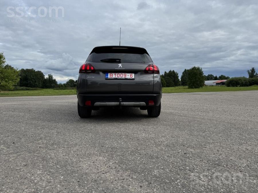 Grey Peugeot 2008 2018 in Cesis, with an engine capacity of 1.20 L and mileage of 0 thousand km for 7700 €, photo 11 on AUTOMOTO.COM.LV