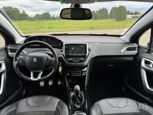 Grey Peugeot 2008 2018 in Cesis, with an engine capacity of 1.20 L and mileage of 0 thousand km for 7700 €, photo 18 on AUTOMOTO.COM.LV