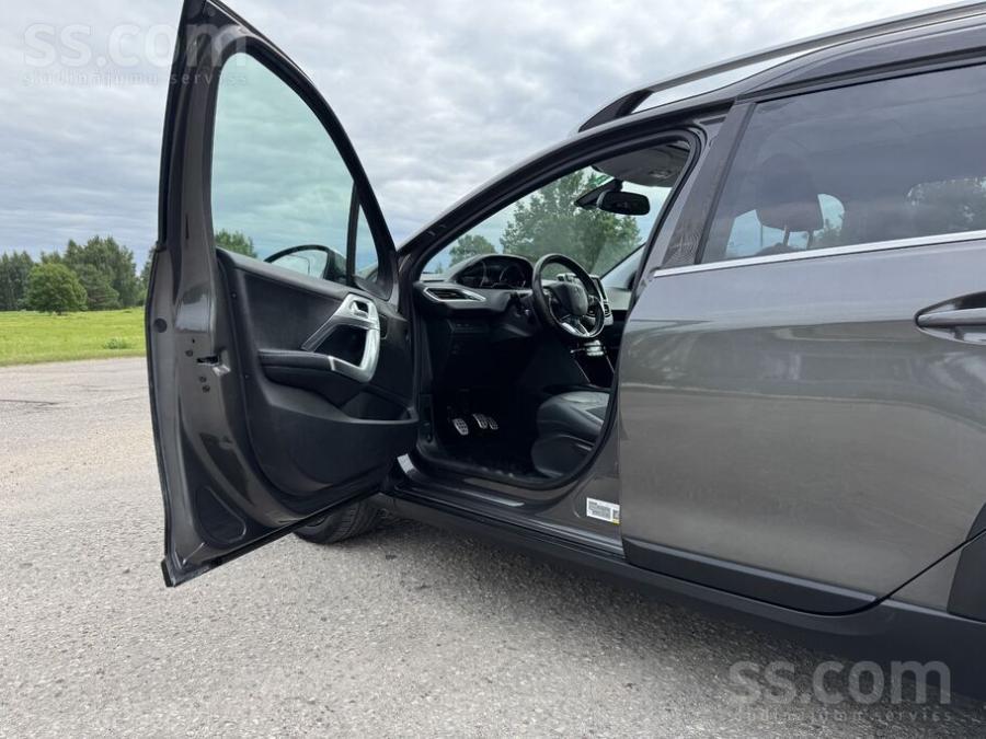 Grey Peugeot 2008 2018 in Cesis, with an engine capacity of 1.20 L and mileage of 0 thousand km for 7700 €, photo 25 on AUTOMOTO.COM.LV