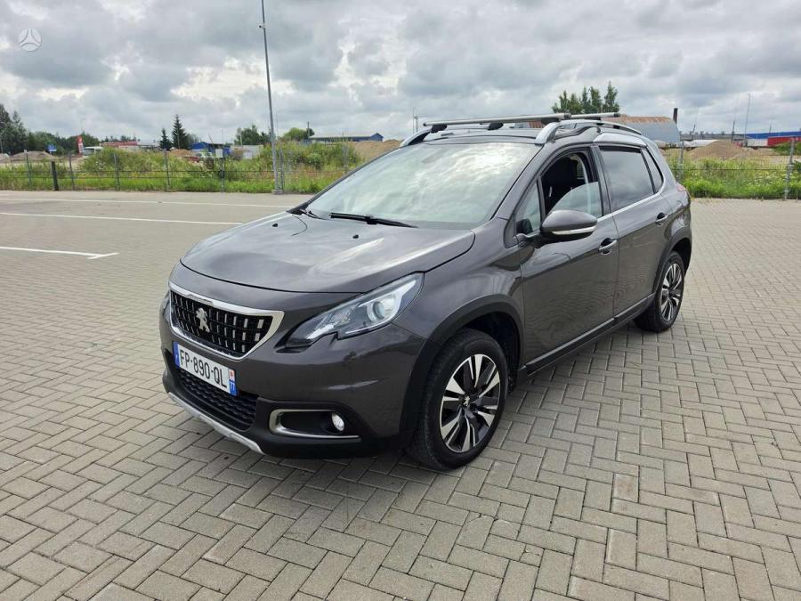 Pelēks Peugeot 2008 2018 Tauragė, ar dzinēja tilpumu 1.20 L un nobraukumu 98 tūkst. km par 5300 €, foto 1 vietnē AUTOMOTO.COM.LV