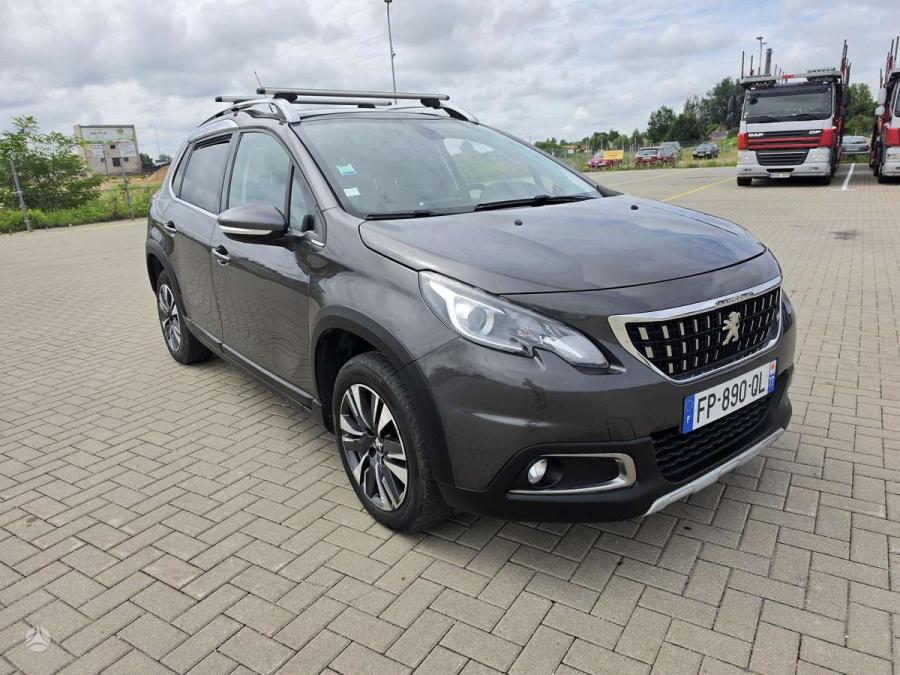Pelēks Peugeot 2008 2018 Tauragė, ar dzinēja tilpumu 1.20 L un nobraukumu 98 tūkst. km par 5300 €, foto 3 vietnē AUTOMOTO.COM.LV