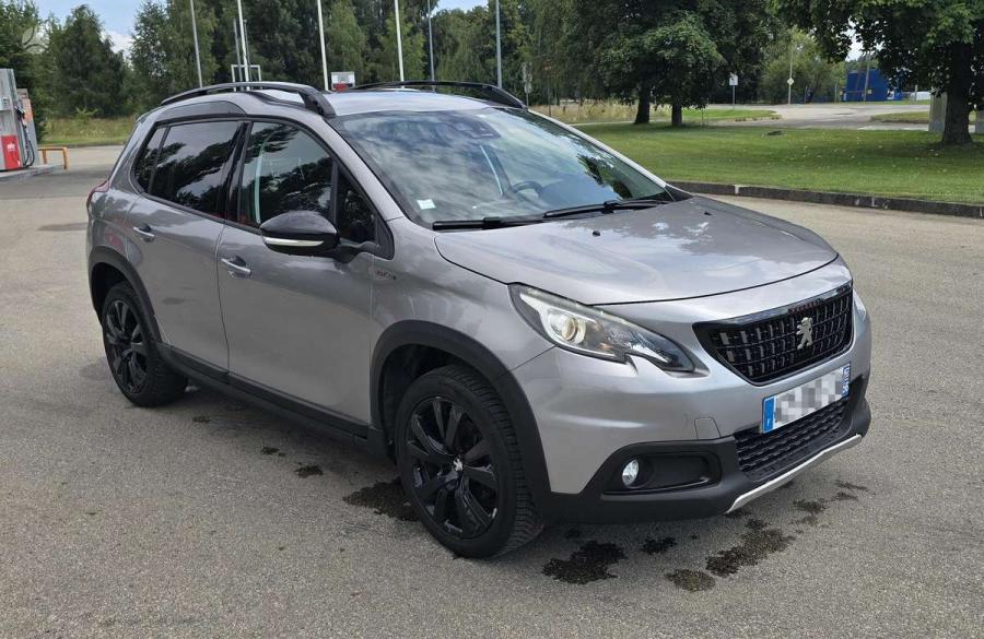 Grey Peugeot 2008 2018 in Taurage, with an engine capacity of 1.20 L and mileage of 128 thousand km for 5400 €, photo 1 on AUTOMOTO.COM.LV