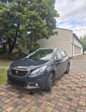 Grey Peugeot 2008 2018 in Pagegiai, with an engine capacity of 1.56 L and mileage of 235 thousand km for 7600 €, photo 5 on AUTOMOTO.COM.LV