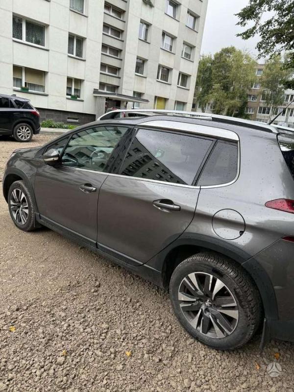 Pelēks Peugeot 2008 2018 Klaipėda, ar dzinēja tilpumu 1.20 L un nobraukumu 223 tūkst. km par 5300 €, foto 3 vietnē AUTOMOTO.COM.LV