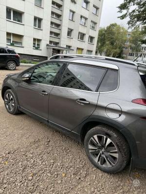 Pelēks Peugeot 2008 2018 Klaipėda, ar dzinēja tilpumu 1.20 L un nobraukumu 223 tūkst. km par 5300 €, foto 3 vietnē AUTOMOTO.COM.LV
