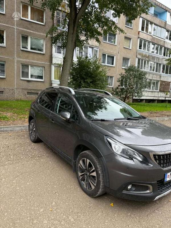 Pelēks Peugeot 2008 2018 Klaipėda, ar dzinēja tilpumu 1.20 L un nobraukumu 223 tūkst. km par 5300 €, foto 4 vietnē AUTOMOTO.COM.LV