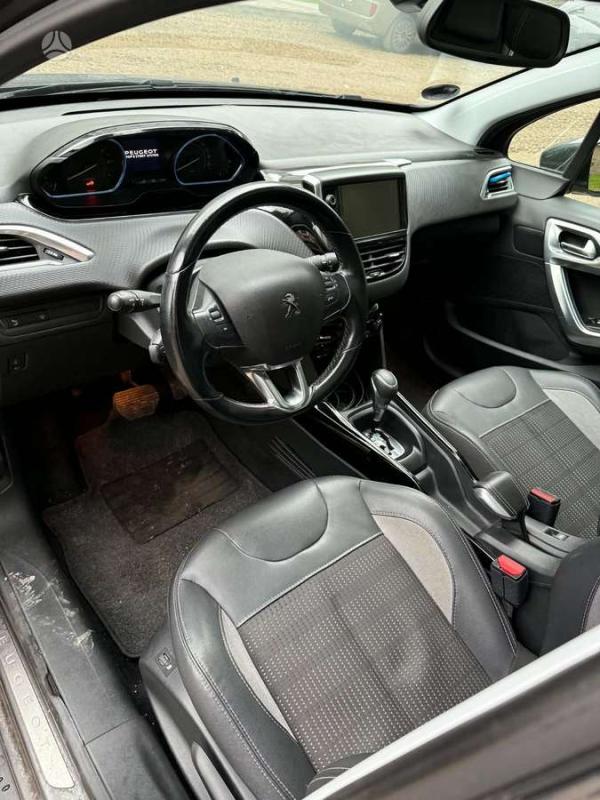 Pelēks Peugeot 2008 2018 Klaipėda, ar dzinēja tilpumu 1.20 L un nobraukumu 223 tūkst. km par 5300 €, foto 6 vietnē AUTOMOTO.COM.LV