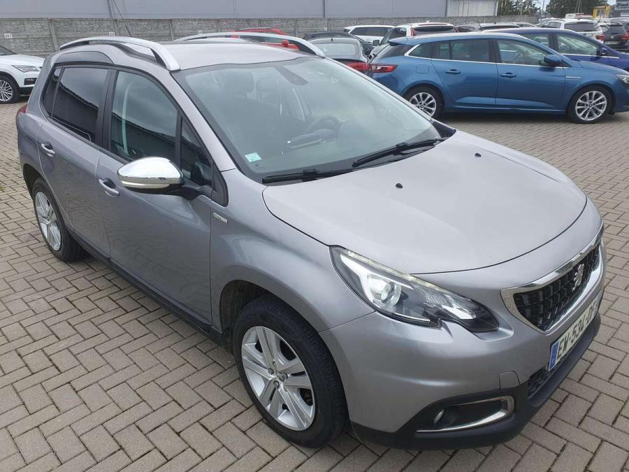 Grey Peugeot 2008 2018 in Taurage, with an engine capacity of 1.20 L and mileage of 167 thousand km for 4650 €, photo 12 on AUTOMOTO.COM.LV