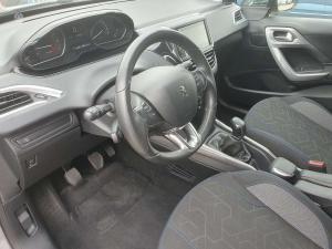 Grey Peugeot 2008 2018 in Taurage, with an engine capacity of 1.20 L and mileage of 167 thousand km for 4650 €, photo 18 on AUTOMOTO.COM.LV