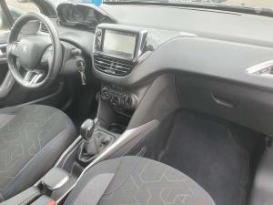 Grey Peugeot 2008 2018 in Taurage, with an engine capacity of 1.20 L and mileage of 167 thousand km for 4650 €, photo 20 on AUTOMOTO.COM.LV