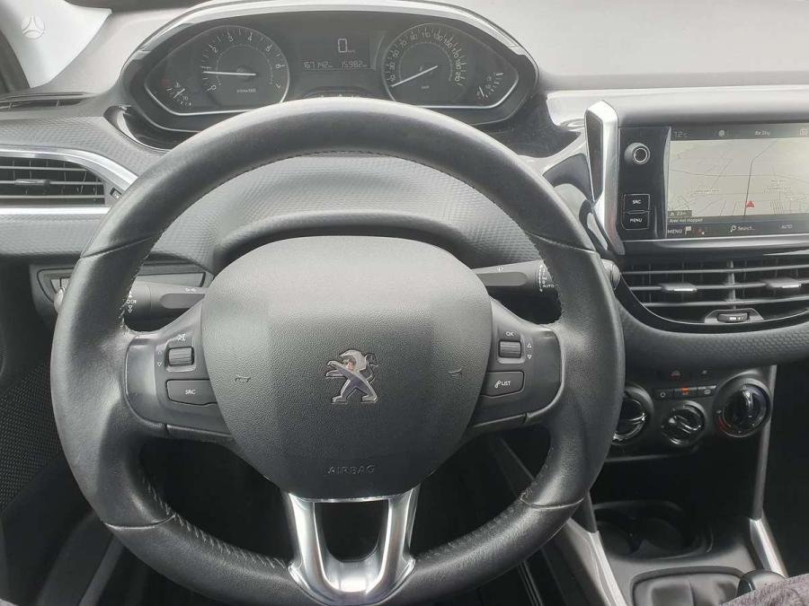 Grey Peugeot 2008 2018 in Taurage, with an engine capacity of 1.20 L and mileage of 167 thousand km for 4650 €, photo 21 on AUTOMOTO.COM.LV