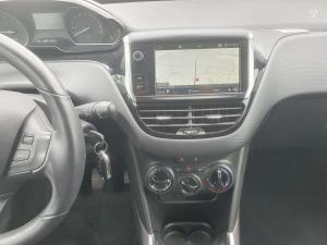 Grey Peugeot 2008 2018 in Taurage, with an engine capacity of 1.20 L and mileage of 167 thousand km for 4650 €, photo 23 on AUTOMOTO.COM.LV