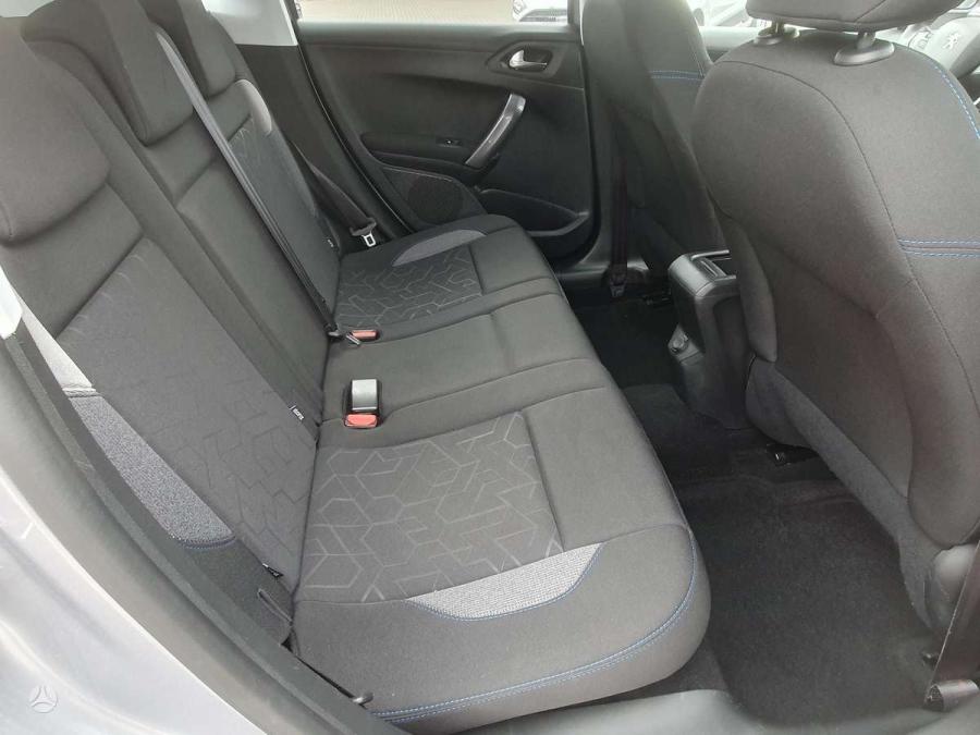 Grey Peugeot 2008 2018 in Taurage, with an engine capacity of 1.20 L and mileage of 167 thousand km for 4650 €, photo 33 on AUTOMOTO.COM.LV