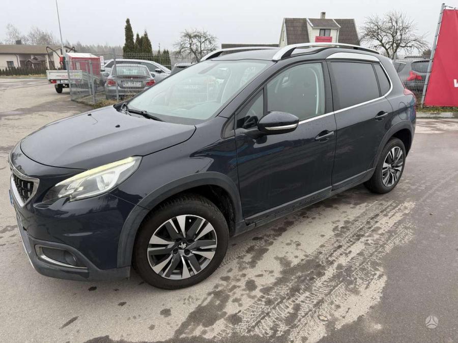 Grey Peugeot 2008 2019 in Taurage, with an engine capacity of 1.20 L and mileage of 180 thousand km for 5950 €, photo 1 on AUTOMOTO.COM.LV