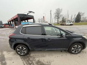 Grey Peugeot 2008 2019 in Taurage, with an engine capacity of 1.20 L and mileage of 180 thousand km for 5950 €, photo 6 on AUTOMOTO.COM.LV