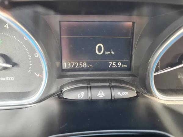 Grey Peugeot 2008 2019 in Jelgava, with an engine capacity of 1.20 L and mileage of 137 thousand km for 7900 €, photo 2 on AUTOMOTO.COM.LV
