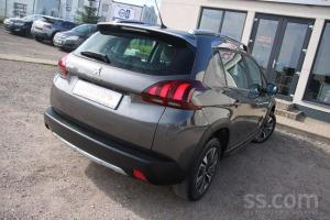 Grey Peugeot 2008 2019 in Tukums, with an engine capacity of 1.20 L and mileage of 73 thousand km for 9358 €, photo 7 on AUTOMOTO.COM.LV