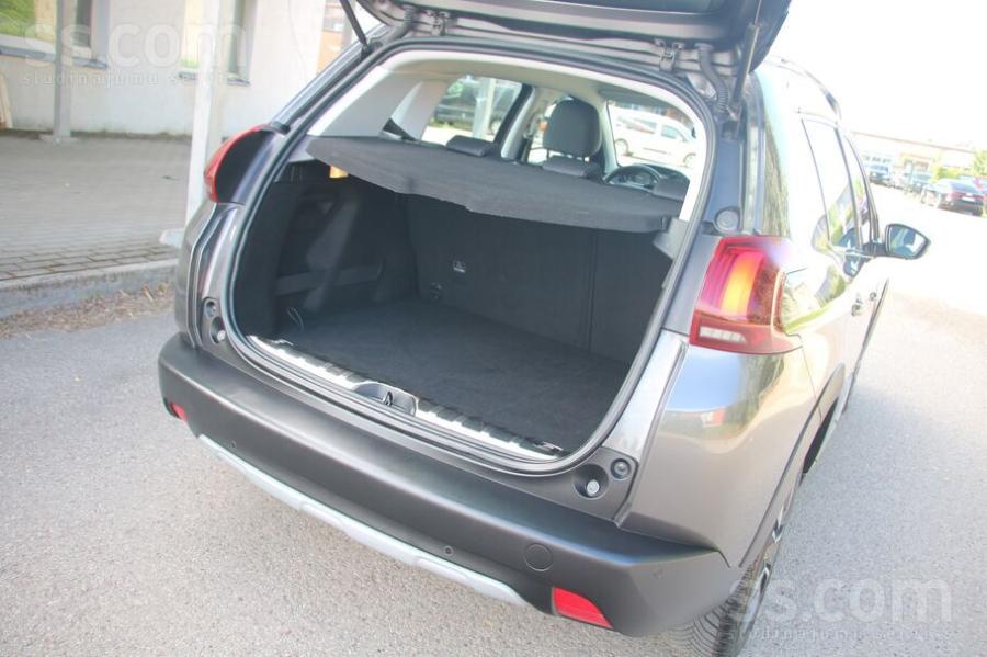 Grey Peugeot 2008 2019 in Tukums, with an engine capacity of 1.20 L and mileage of 73 thousand km for 9358 €, photo 13 on AUTOMOTO.COM.LV