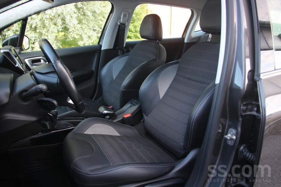Grey Peugeot 2008 2019 in Tukums, with an engine capacity of 1.20 L and mileage of 73 thousand km for 9358 €, photo 17 on AUTOMOTO.COM.LV