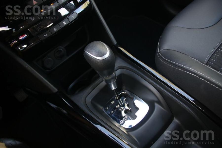 Grey Peugeot 2008 2019 in Tukums, with an engine capacity of 1.20 L and mileage of 73 thousand km for 9358 €, photo 22 on AUTOMOTO.COM.LV
