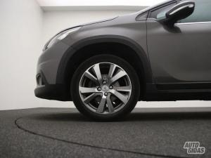 Grey Peugeot 2008 2019 in Vilnius, with an engine capacity of 1.20 L and mileage of 128 thousand km for 8999 €, photo 28 on AUTOMOTO.COM.LV