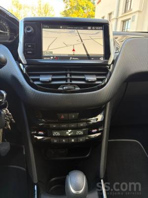 Pelēks Peugeot 2008 2019 Jelgava, ar dzinēja tilpumu 1.20 L un nobraukumu 133 tūkst. km par 7900 €, foto 13 vietnē AUTOMOTO.COM.LV