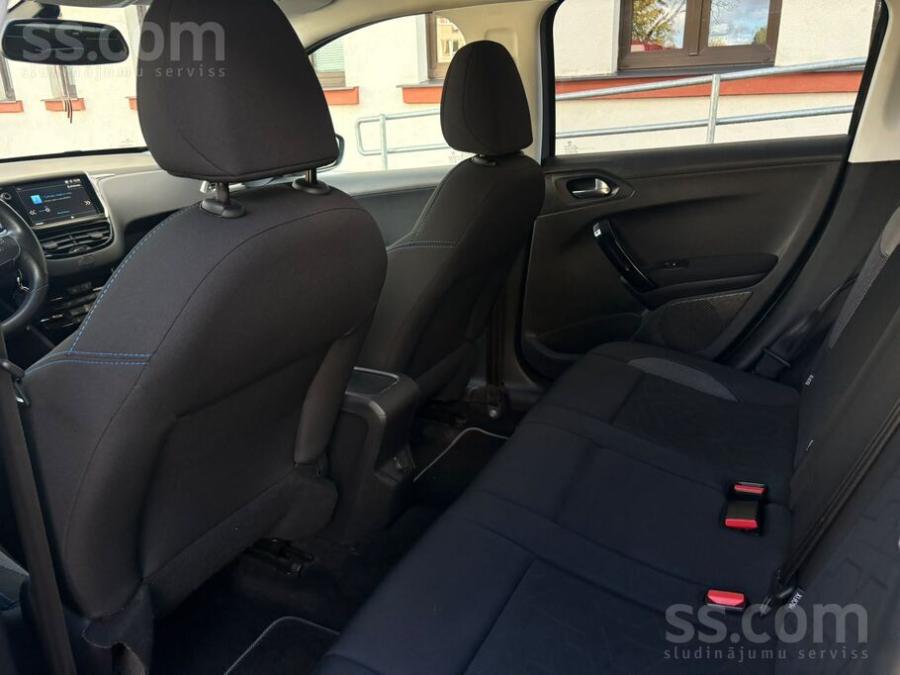 Pelēks Peugeot 2008 2019 Jelgava, ar dzinēja tilpumu 1.20 L un nobraukumu 133 tūkst. km par 7900 €, foto 18 vietnē AUTOMOTO.COM.LV