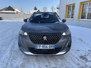 Grey Peugeot 2008 2020 in Taurage, with an engine capacity of 1.20 L and mileage of 140 thousand km for 12900 €, photo 2 on AUTOMOTO.COM.LV