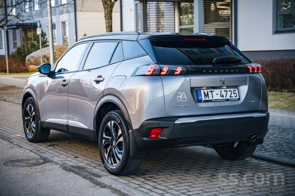 Grey Peugeot 2008 2020 in Riga, with an engine capacity of 1.50 L and mileage of 68 thousand km for 15990 €, photo 6 on AUTOMOTO.COM.LV