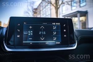 Grey Peugeot 2008 2020 in Riga, with an engine capacity of 1.50 L and mileage of 68 thousand km for 15990 €, photo 18 on AUTOMOTO.COM.LV