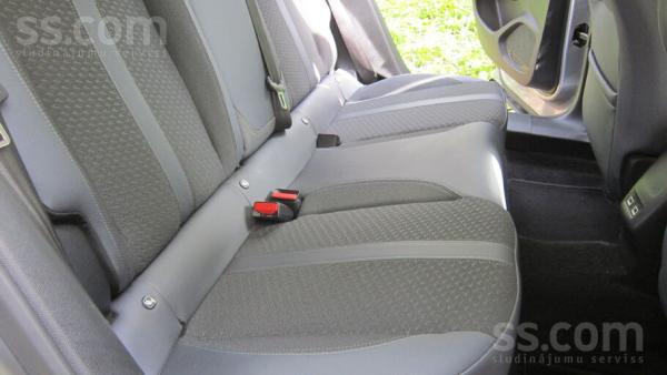 Grey Peugeot 2008 2020 in Riga, with an engine capacity of 1.50 L and mileage of 237 thousand km for 10850 €, photo 10 on AUTOMOTO.COM.LV