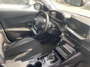 Grey Peugeot 2008 2020 in Vilnius, with an engine capacity of 1.50 L and mileage of 282 thousand km for 7250 €, photo 14 on AUTOMOTO.COM.LV