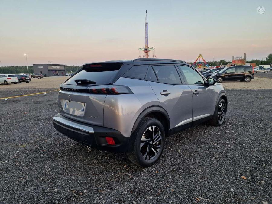 Pelēks Peugeot 2008 2020 Tauragė, ar dzinēja tilpumu 1.50 L un nobraukumu 196 tūkst. km par 8700 €, foto 4 vietnē AUTOMOTO.COM.LV