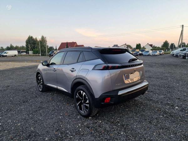 Grey Peugeot 2008 2020 in Taurage, with an engine capacity of 1.50 L and mileage of 196 thousand km for 8700 €, photo 6 on AUTOMOTO.COM.LV