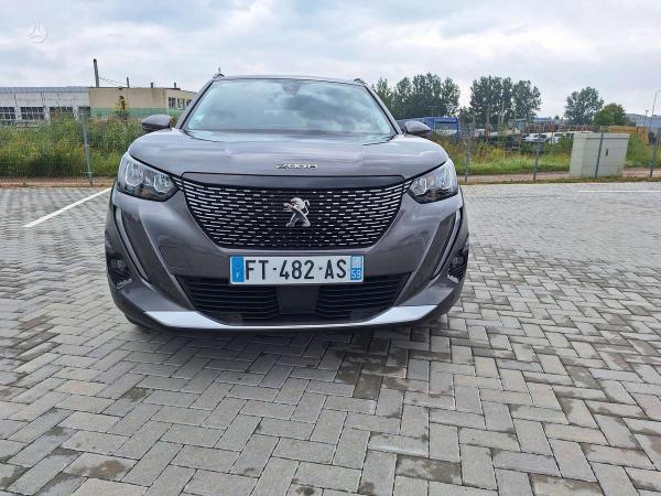Grey Peugeot 2008 2020 in Taurage, with an engine capacity of 1.20 L and mileage of 116 thousand km for 10300 €, photo 9 on AUTOMOTO.COM.LV