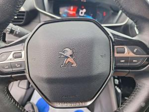 Pelēks Peugeot 2008 2020 Tauragė, ar dzinēja tilpumu 1.20 L un nobraukumu 116 tūkst. km par 10300 €, foto 13 vietnē AUTOMOTO.COM.LV