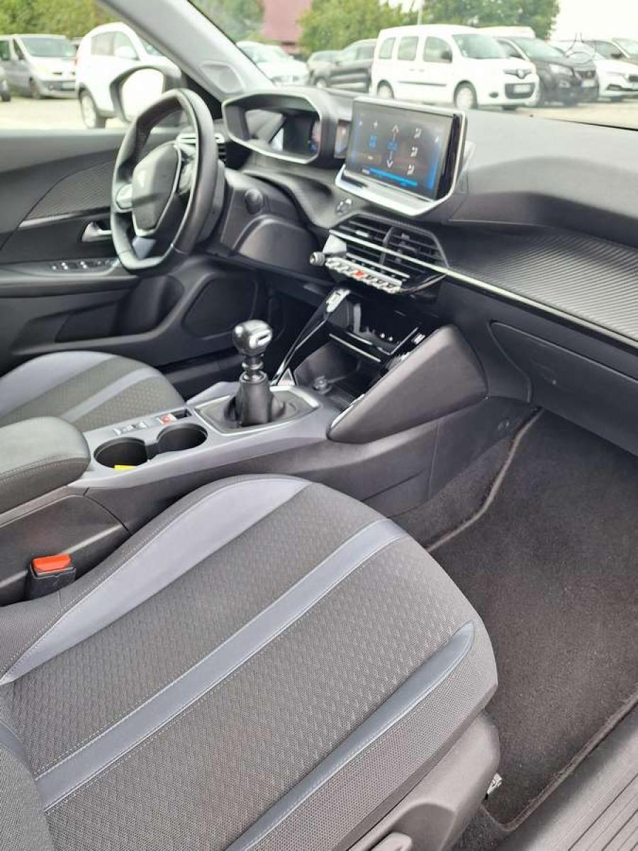 Pelēks Peugeot 2008 2020 Tauragė, ar dzinēja tilpumu 1.20 L un nobraukumu 116 tūkst. km par 10300 €, foto 18 vietnē AUTOMOTO.COM.LV