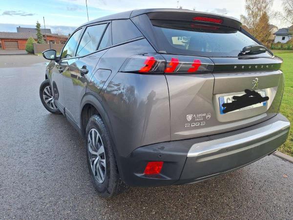 Grey Peugeot 2008 2021 in Klaipeda, with an engine capacity of 1.50 L and mileage of 199 thousand km for 10990 €, photo 8 on AUTOMOTO.COM.LV