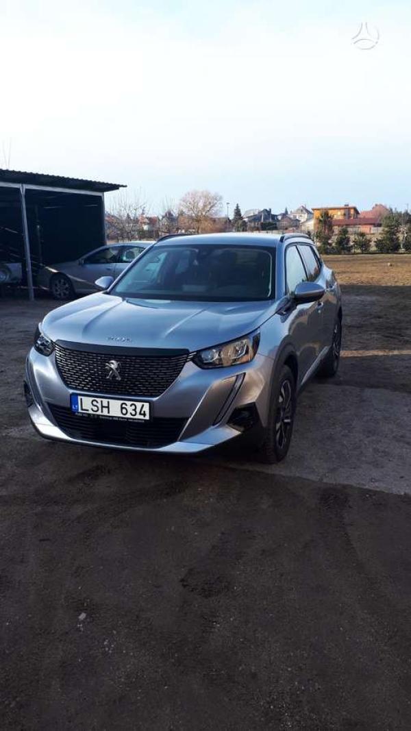 Grey Peugeot 2008 2021 in Kaunas, with an engine capacity of 1.50 L and mileage of 81 thousand km for 15890 €, photo 1 on AUTOMOTO.COM.LV