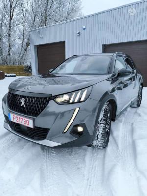 Pelēks Peugeot 2008 2021 Marijampole, ar dzinēja tilpumu 1.20 L un nobraukumu 151 tūkst. km par 12887 €, foto  vietnē AUTOMOTO.COM.LV