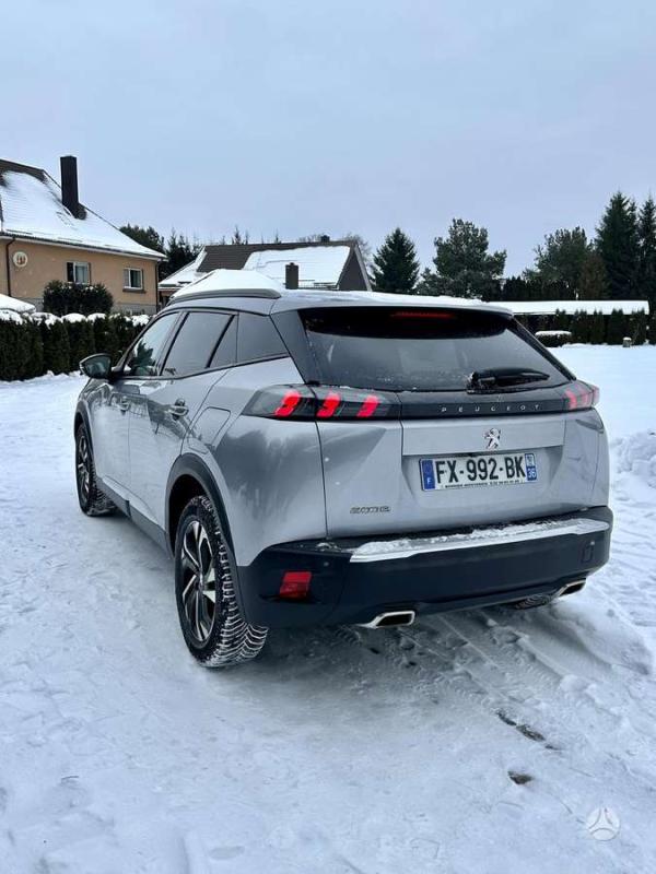 Grey Peugeot 2008 2021 in Taurage, with an engine capacity of 1.20 L and mileage of 194 thousand km for 9650 €, photo 9 on AUTOMOTO.COM.LV