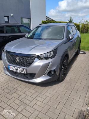Grey Peugeot 2008 2021 in Kaunas, with an engine capacity of 1.50 L and mileage of 123 thousand km for 15490 €, photo 4 on AUTOMOTO.COM.LV