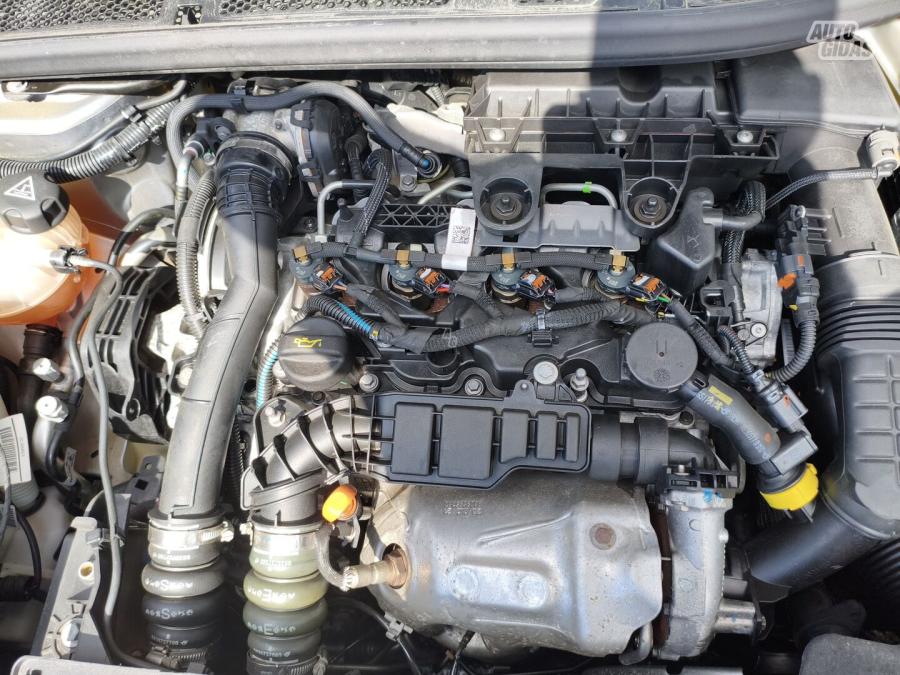 Grey Peugeot 2008 2021 in Kaunas, with an engine capacity of 1.50 L and mileage of 123 thousand km for 15490 €, photo 6 on AUTOMOTO.COM.LV
