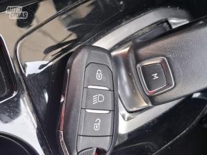 Grey Peugeot 2008 2021 in Kaunas, with an engine capacity of 1.50 L and mileage of 123 thousand km for 15490 €, photo 12 on AUTOMOTO.COM.LV
