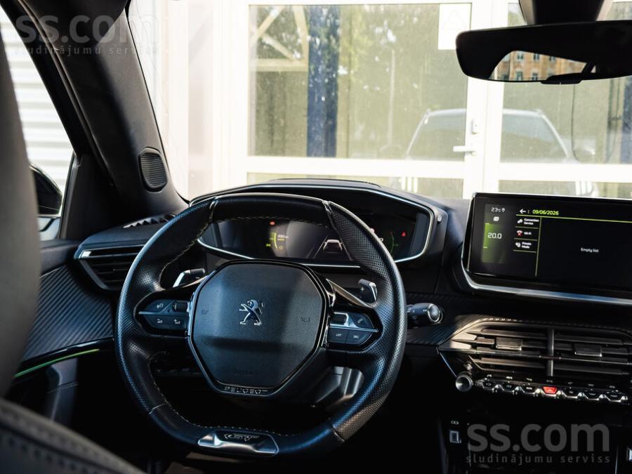 Grey Peugeot 2008 2021 in Riga, with an engine capacity of 1.50 L and mileage of 103 thousand km for 14900 €, photo 22 on AUTOMOTO.COM.LV